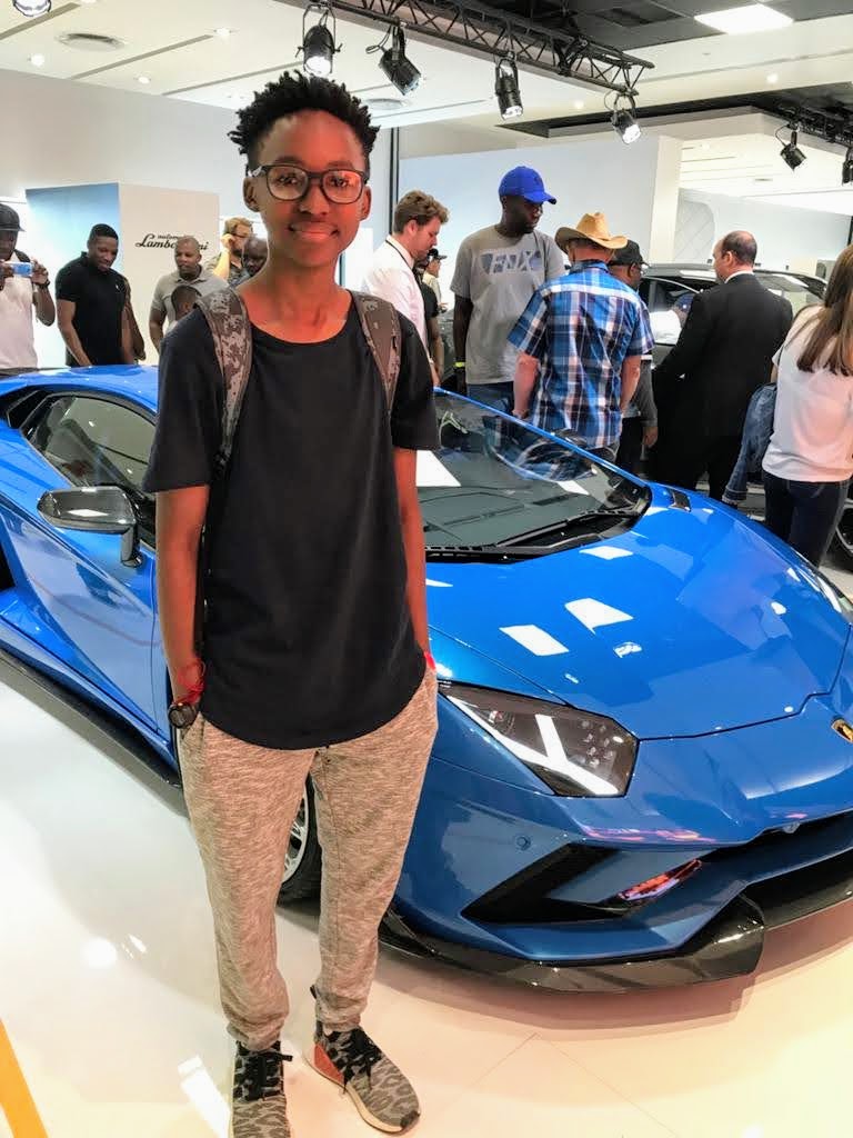 Gallery – Artistic Dreads Designer Hair